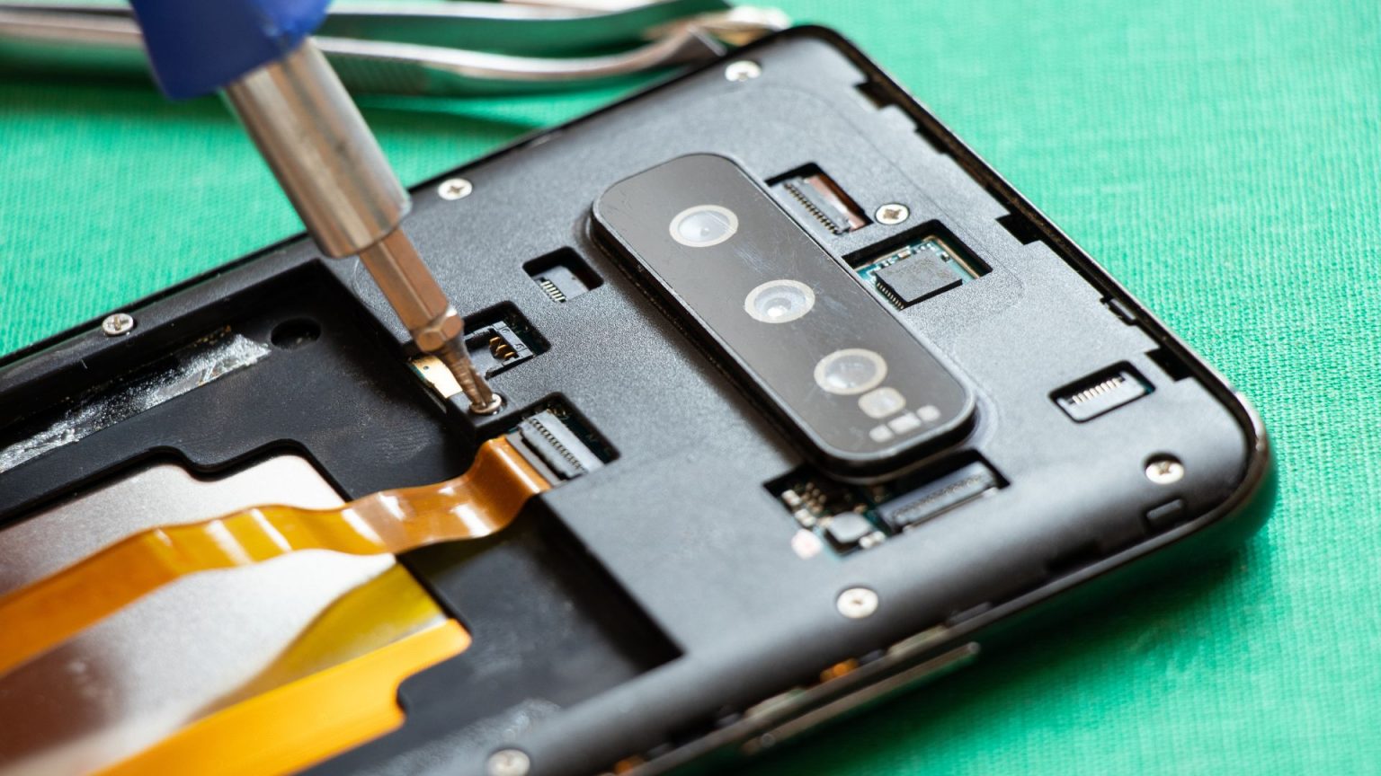 A Guide to Mobile Service Centers in the Philippines | WalasTech